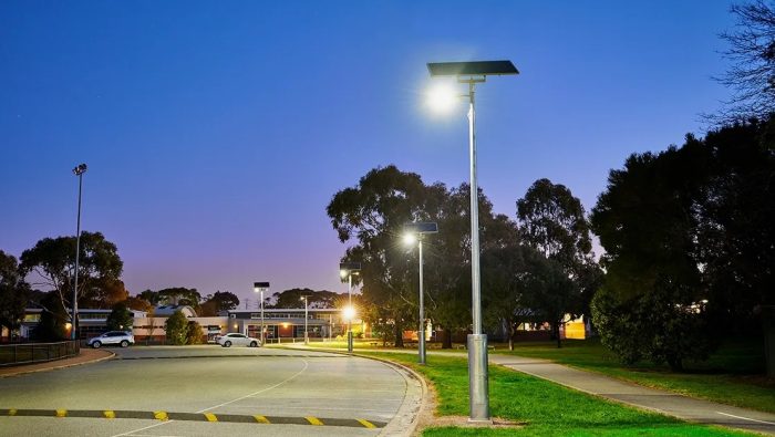 Solar Street Lights vs Solar Flood Lights Top 10 differences